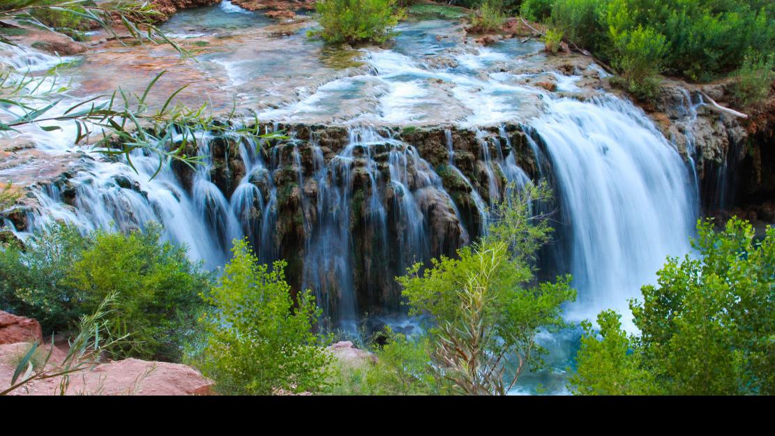 Flooding forces evacuation of 200 tourists near Grand Canyon waterfalls ...