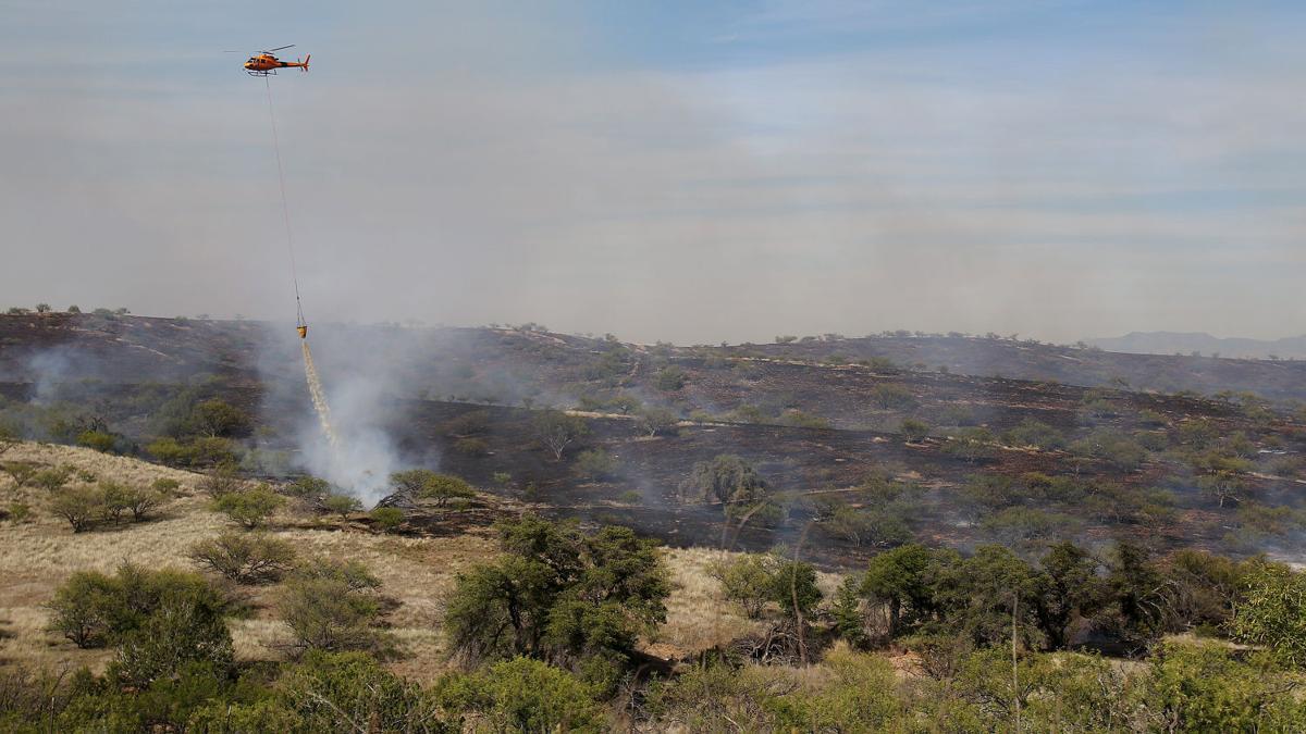 Photos: Oak Tree Fire burns near Sonoita