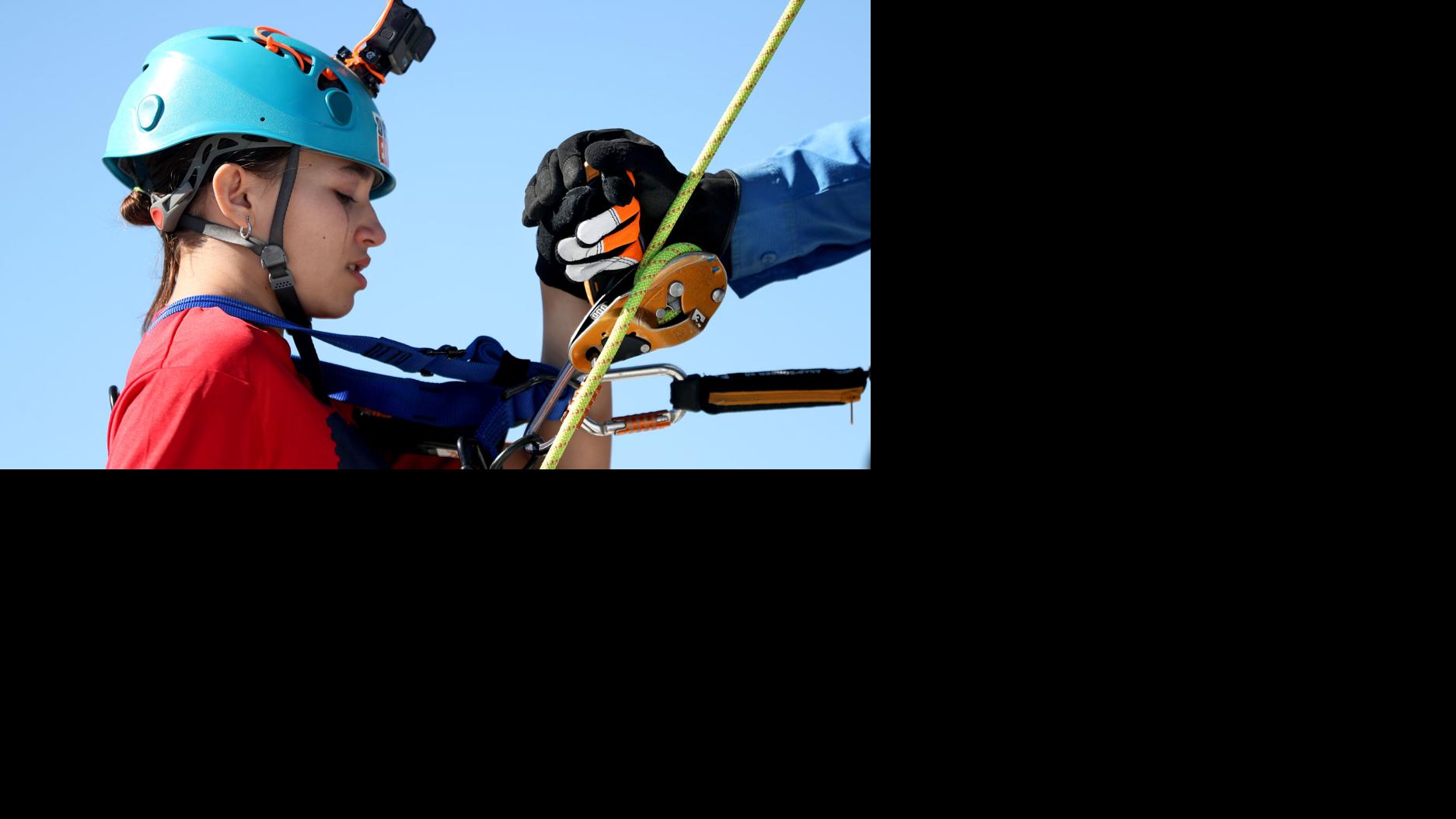 Photos: Girl Scouts go Over the Edge at Tucson building | Local news ...