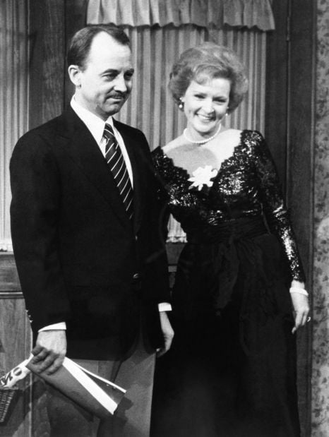 Photos: Betty White sets Guinness World Record