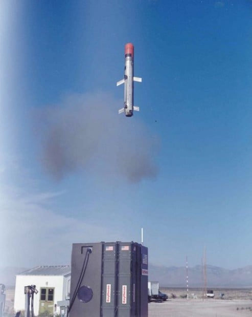 Raytheon missile passes second test