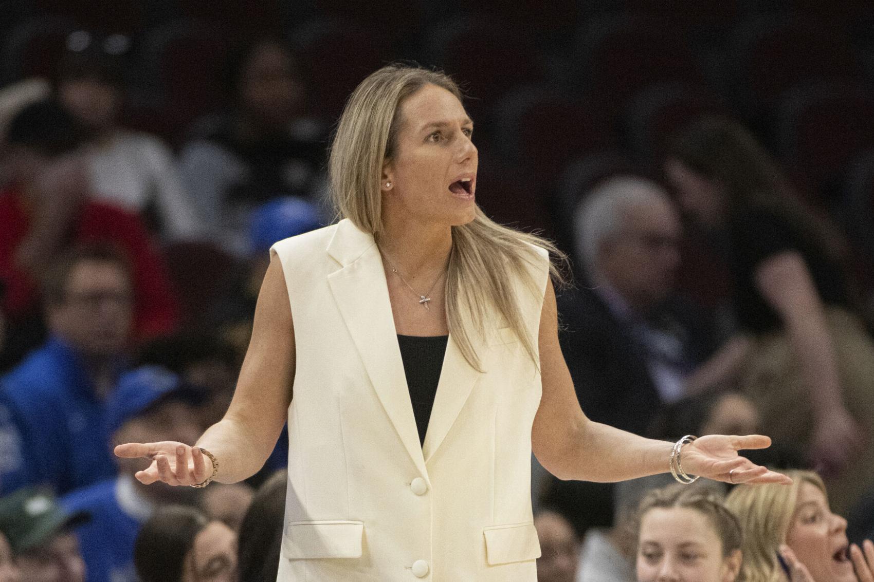 Arizona Wildcats: Becky Burke named women’s basketball coach
