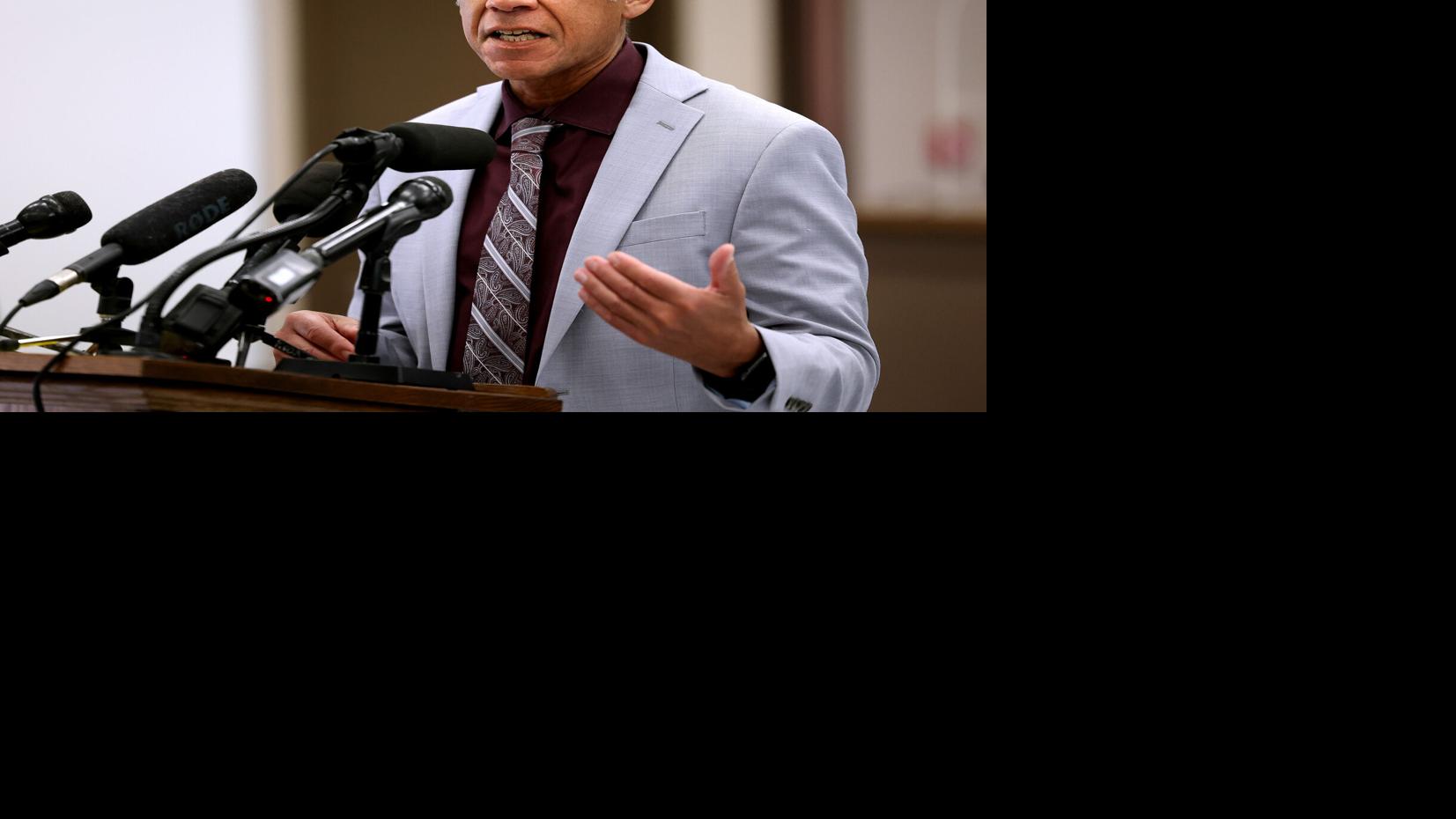 Pima County schools chief to 'connect' superintendents, ICE