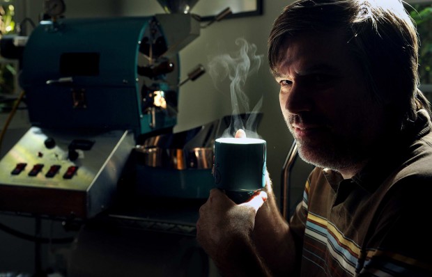 Bring coffee home to roast