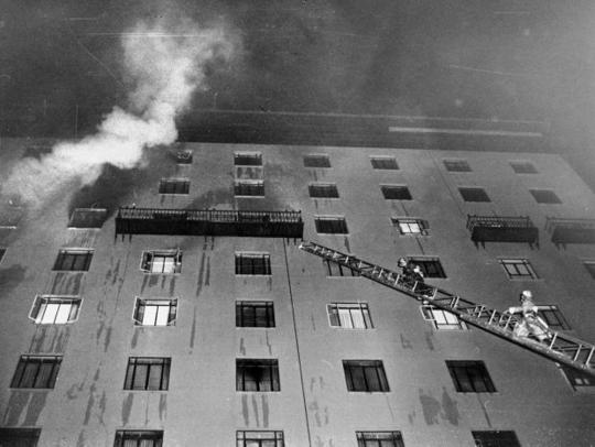Photos of the 1970 Pioneer Hotel fire in downtown Tucson