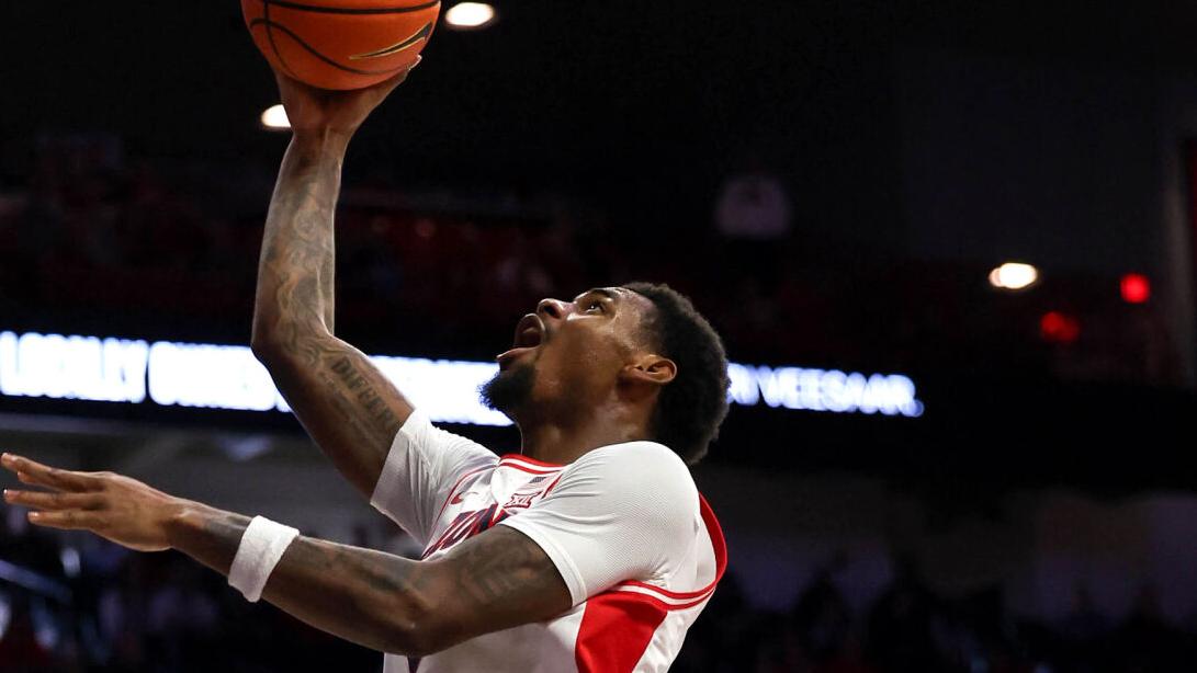 Sixth-man KJ Lewis helps Wildcats blast Southern Utah