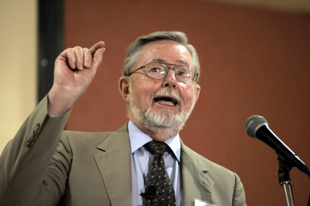 UA economics professor looks back on 41 years | Local College News ...