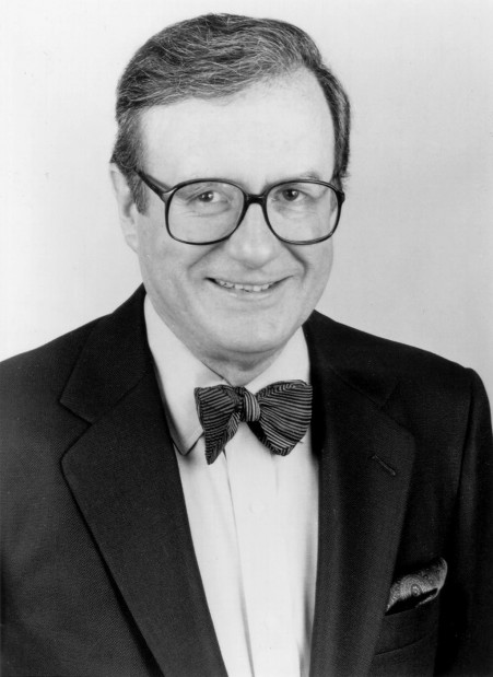 Political humorist Mark Russell ditches retirement