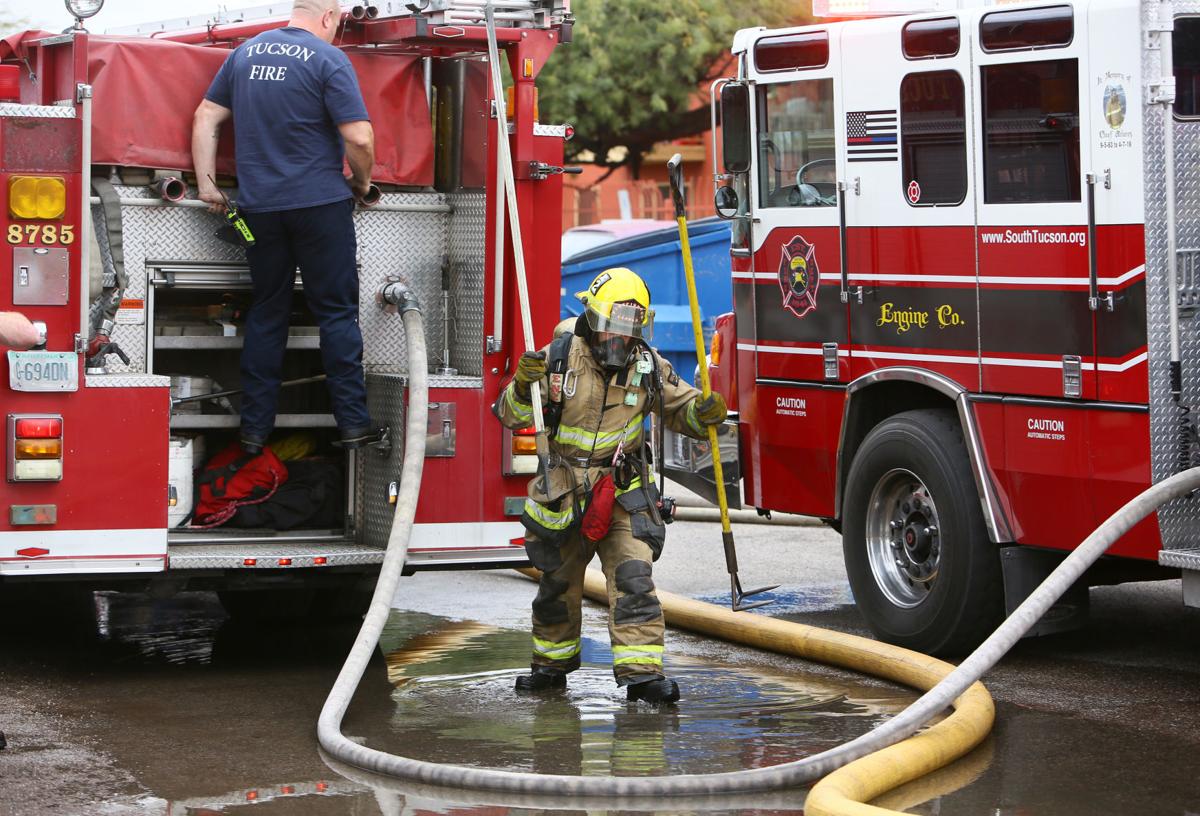 Three-story apartment fire in South Tucson displaces residents