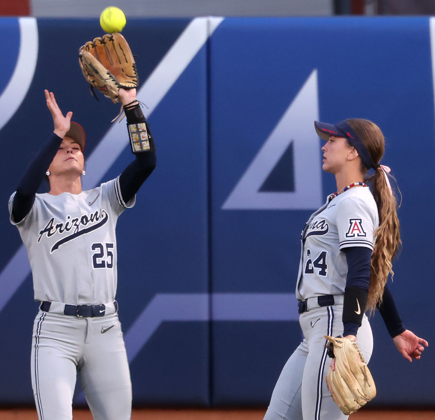 Photos: University of Arizona falls in dramatic fashion to Oklahoma ...