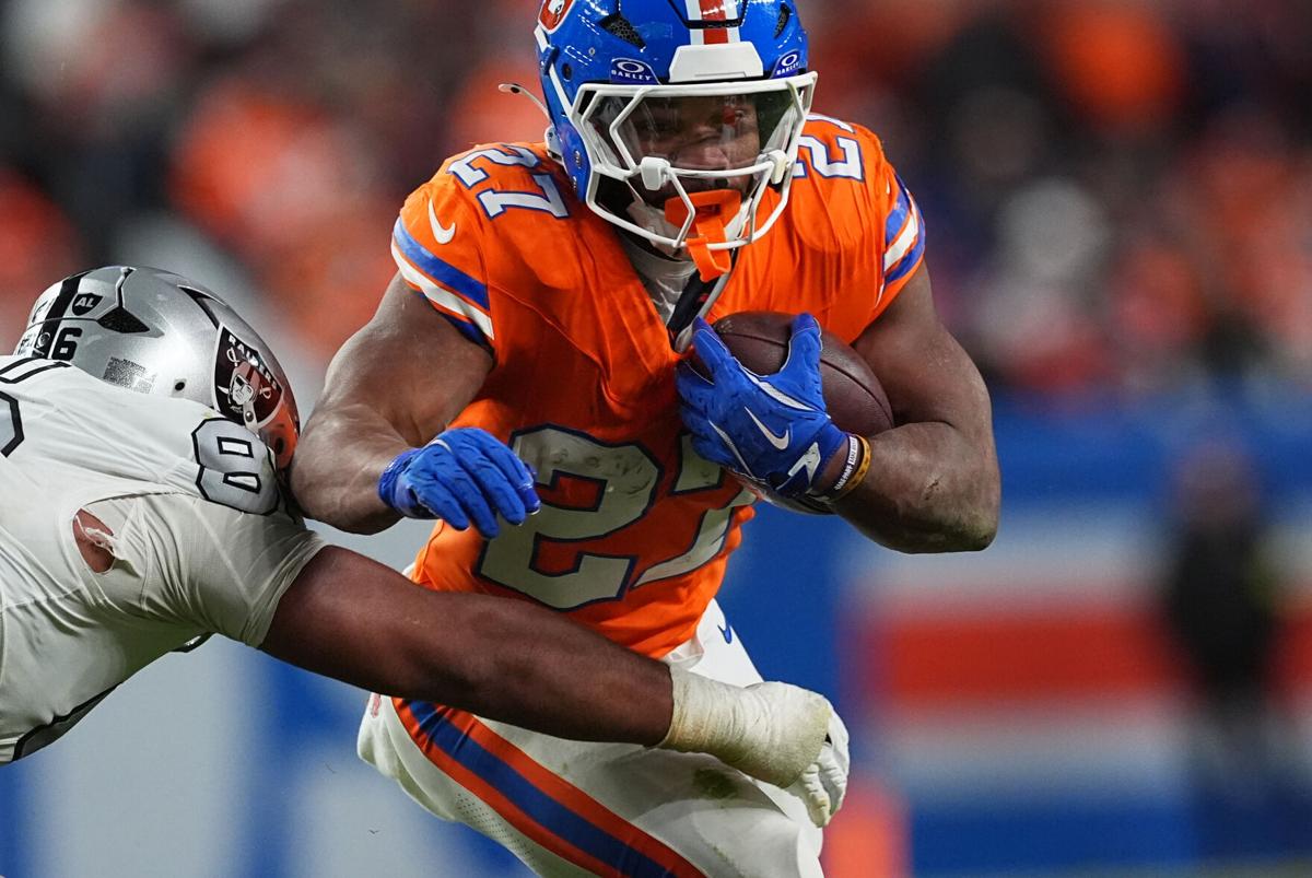 Raiders Broncos Football