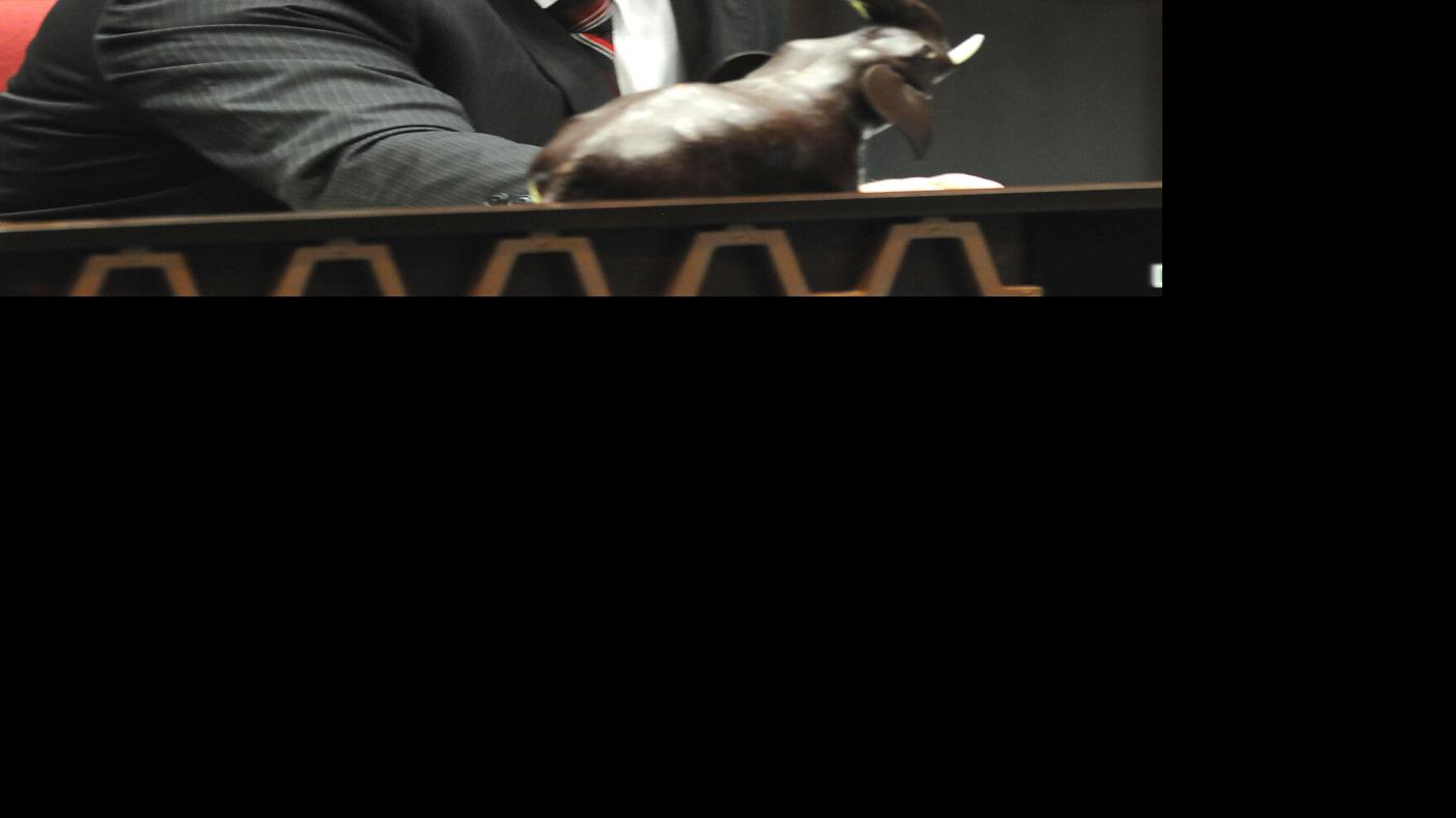 Arizona lawmaker seeks to curb judges' discipline of lawyers