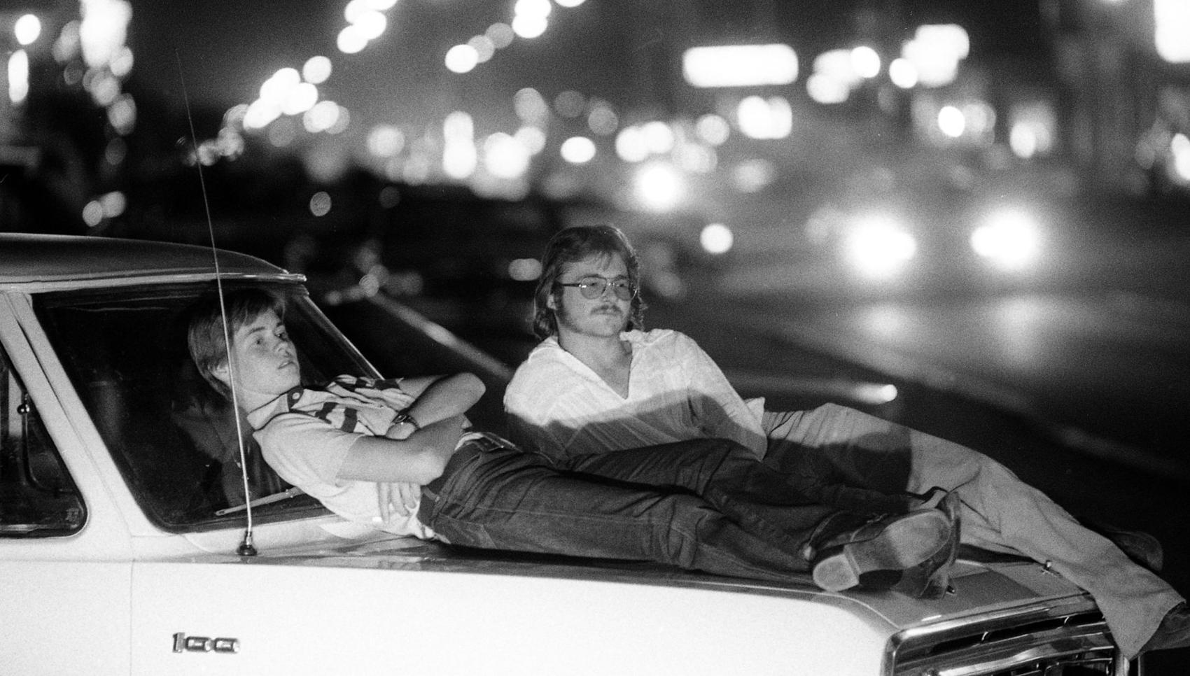 Photos: Cruising Speedway Blvd. in 1979