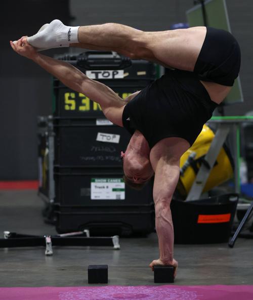 Cirque du Soleil's "Crystal"