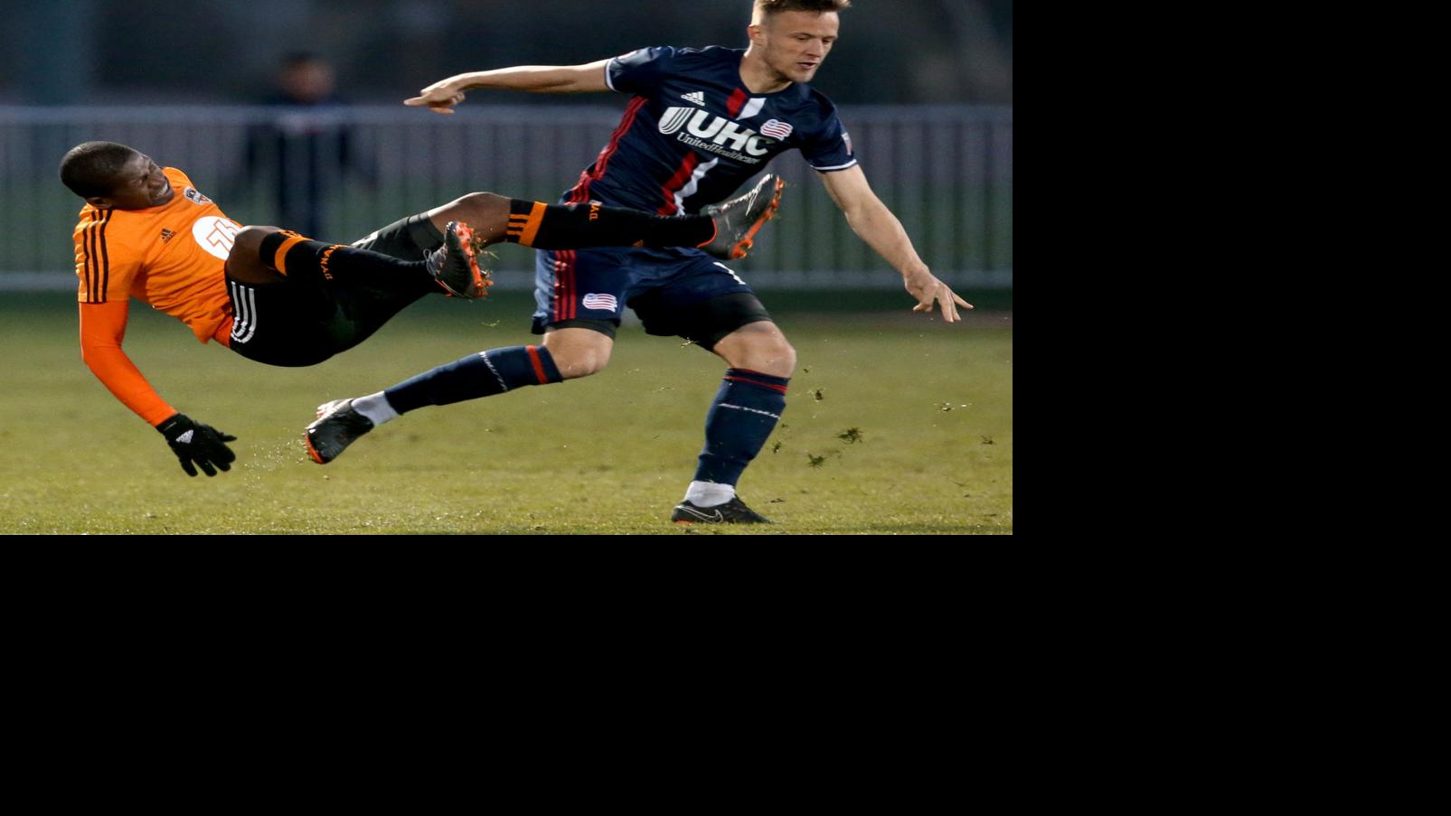 February's Mobile Mini Sun Cup will feature 8 Major League Soccer teams ...