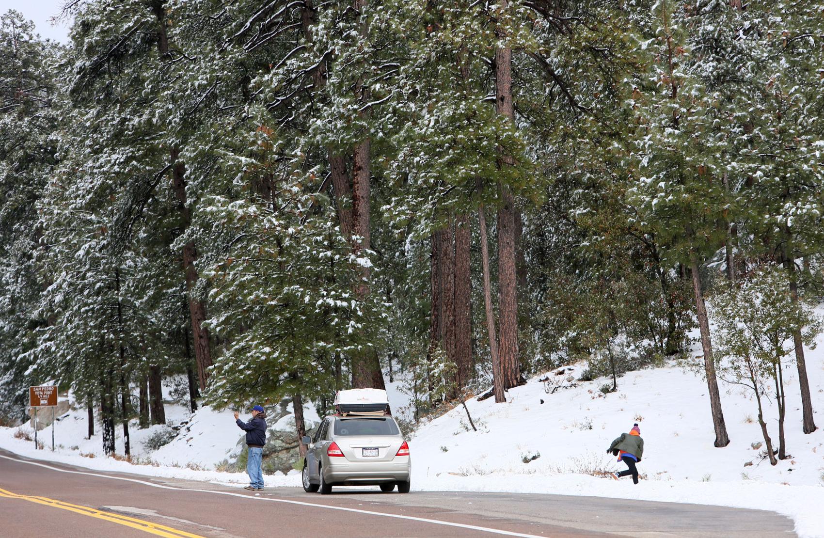 Photos: Snow on the Santa Catalina Mountains near Tucson