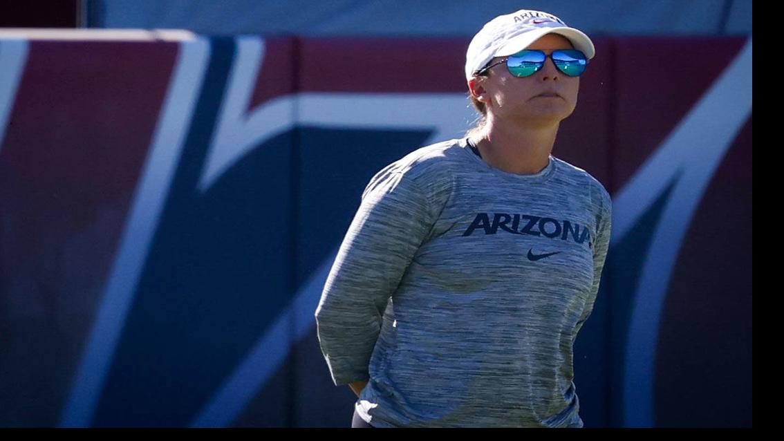 Fall-ball Q&A with Arizona softball coach Caitlin Lowe