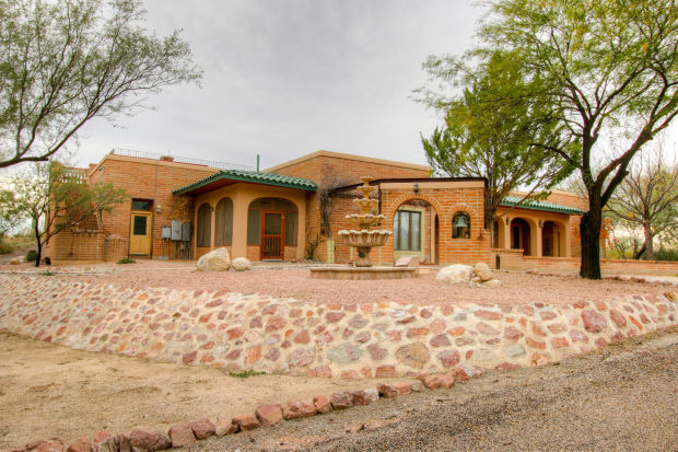 Five luxury properties up for auction Tuesday