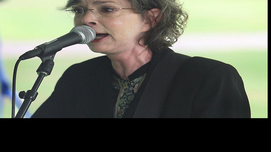Photos: Remembering singer-songwriter Nanci Griffith, 1953-2021