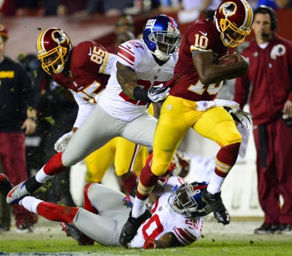 Monday Night Football: Redskins 17, Giants 16: RG3 makes run at playoffs