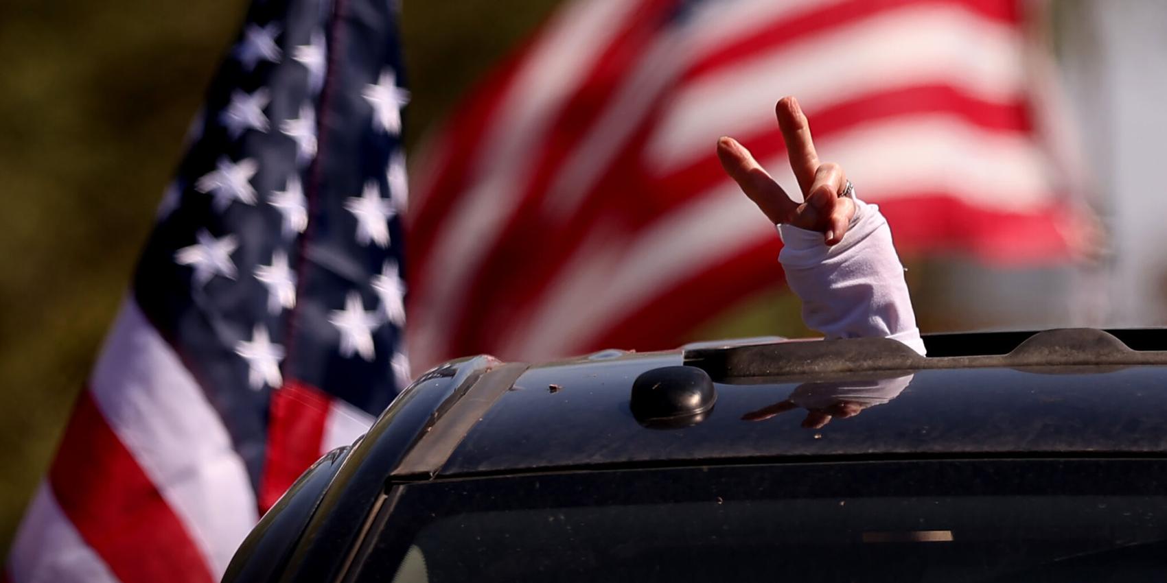 Photos: "No Kings" protests draw large crowds across Tucson and Oro Valley