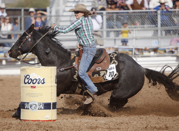 Tucson Rodeo: Mother-daughter combo great competition in barrel racing