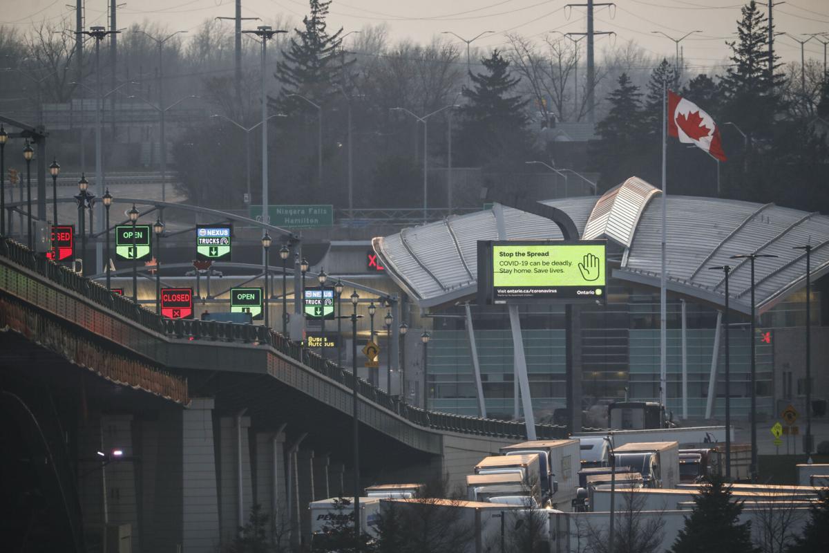 does the border close at night