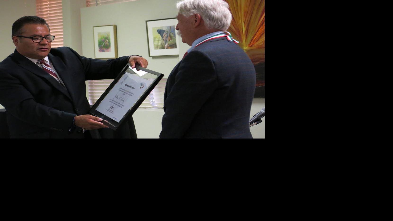 Neto's Tucson: UA professor honored by Mexico for fostering understanding