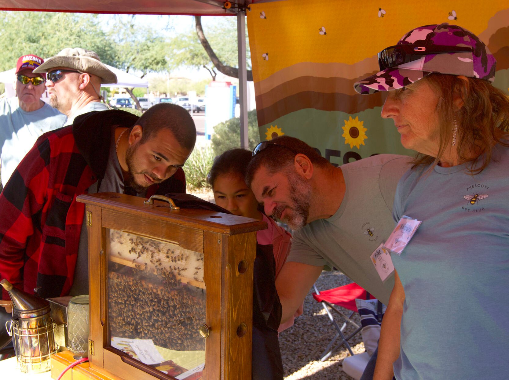 Gardening helps protect threatened bees in Arizona