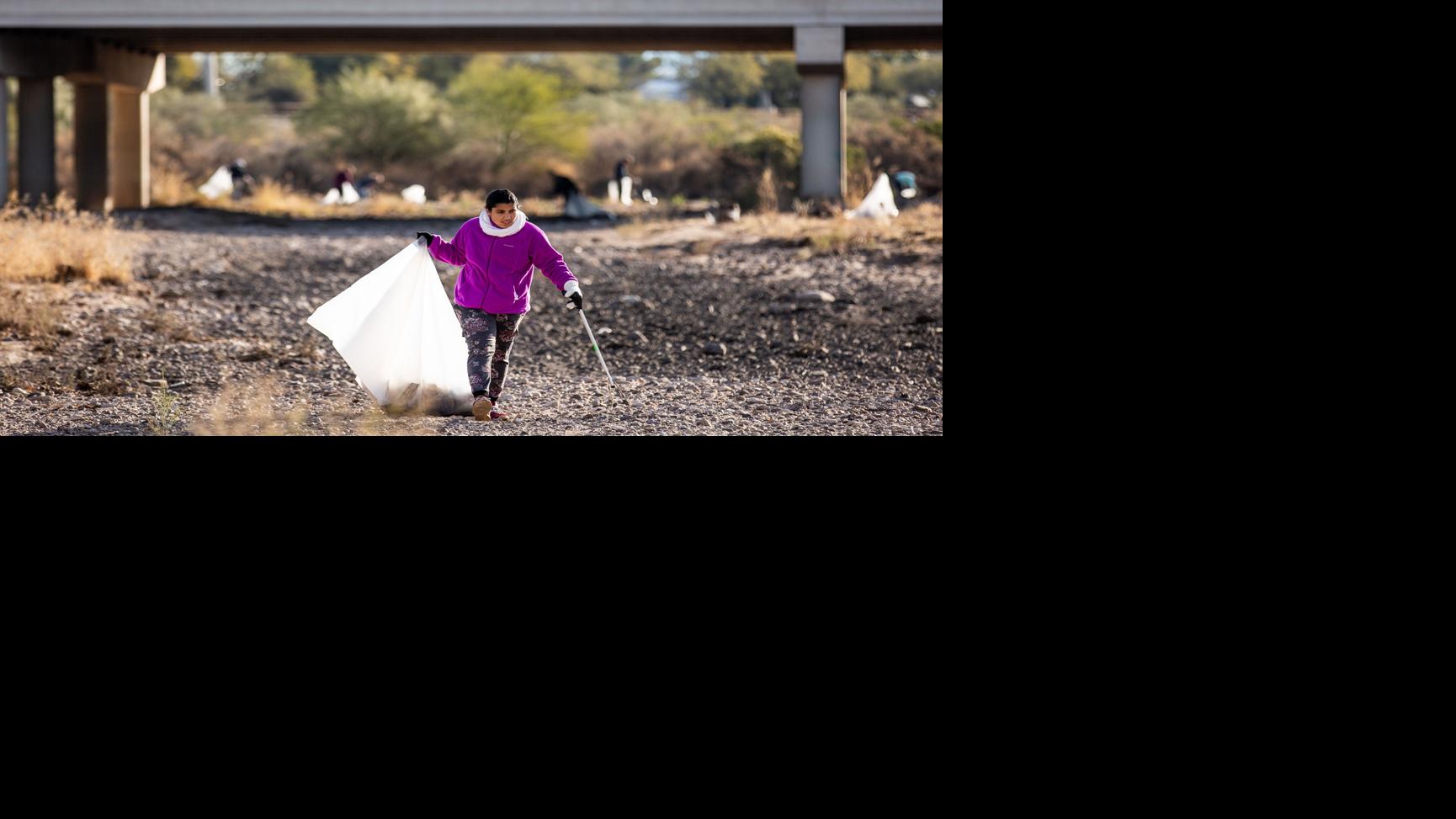 Photos: Volunteers kick off the year with local clean up of Rillito ...