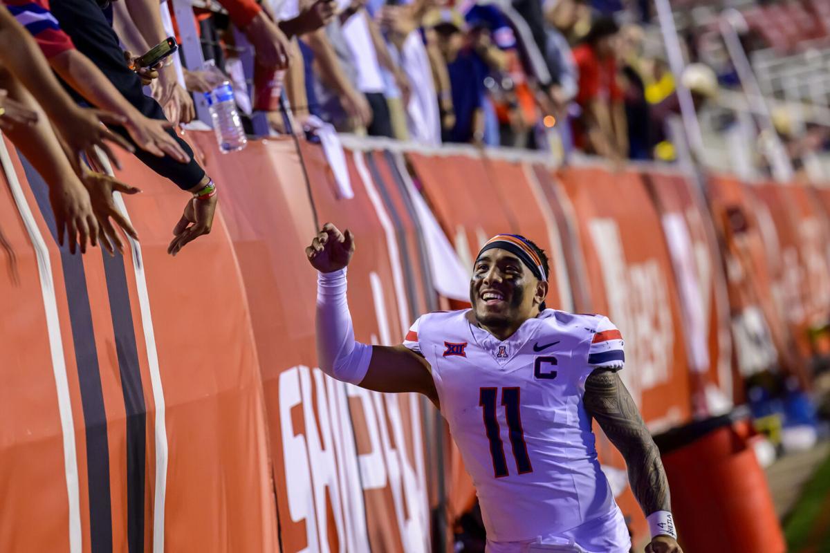 Arizona QB Noah Fifita is returning to Wildcats in 2025