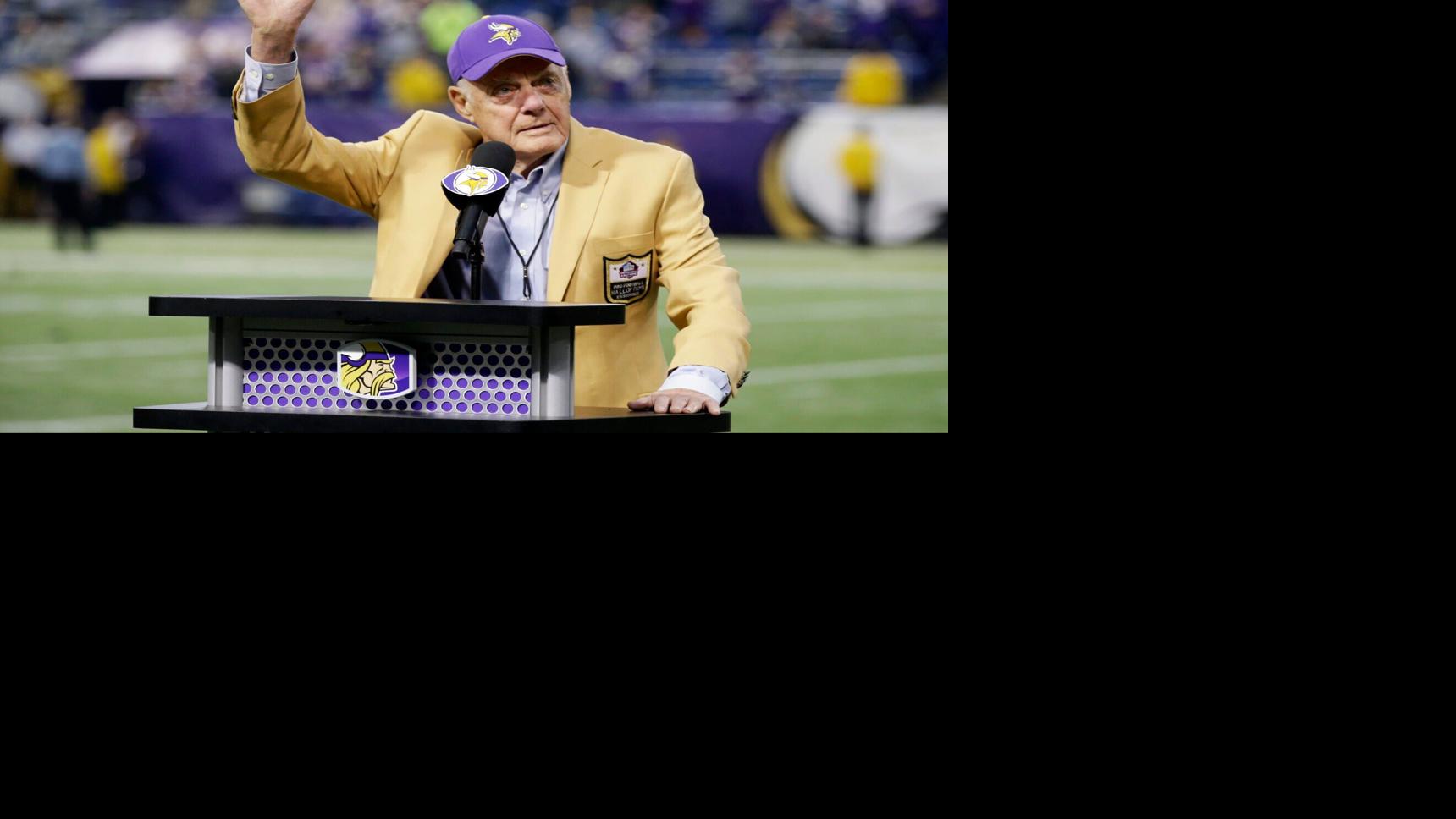 Bud Grant, stoic coach of powerful Vikings teams, dies at 95