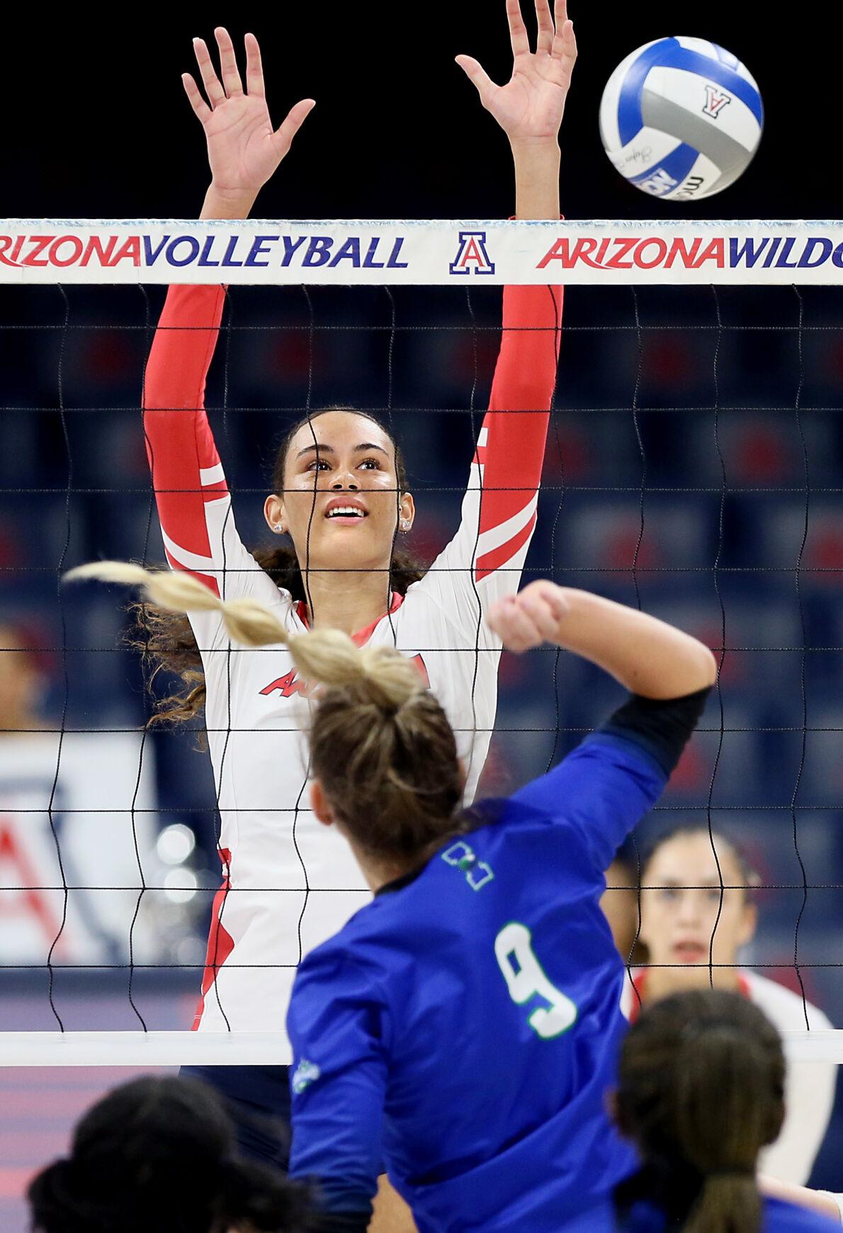 Jaelyn Hodge, 10-1 Wildcats 'have something to prove' after Pac-12 poll ...