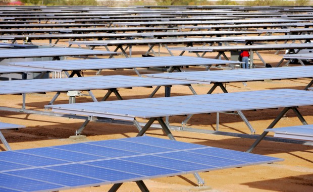 Solar-power buildup going large-scale across Arizona