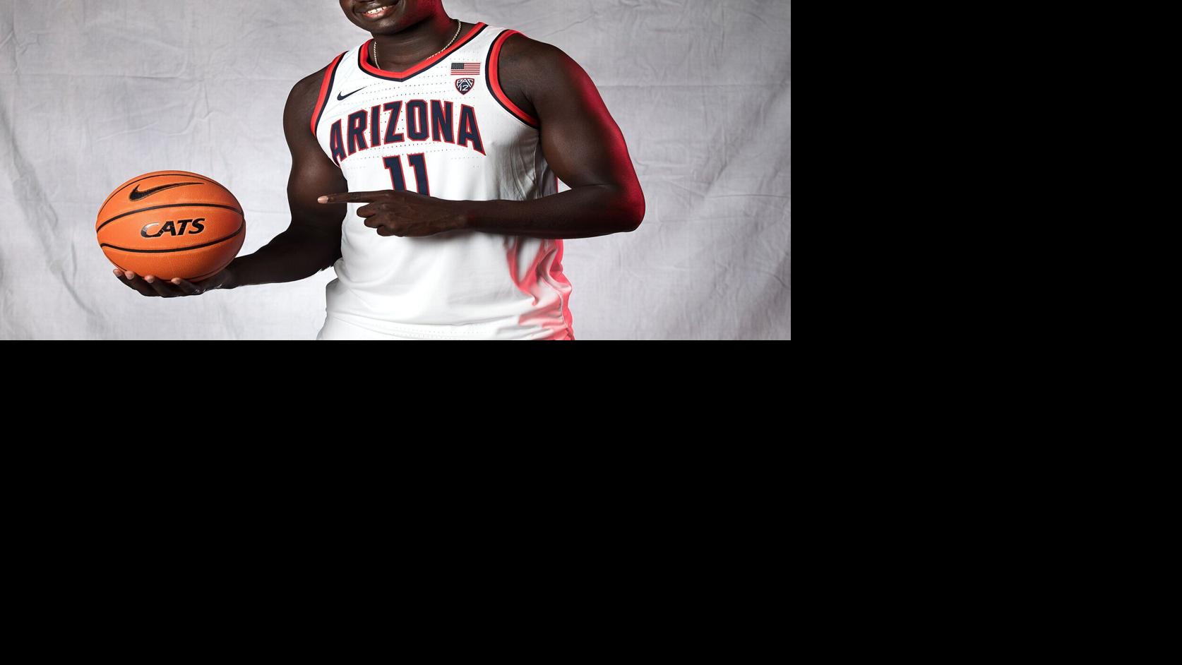 Arizona center Oumar Ballo talks relationship with 'big brother' Mo ...