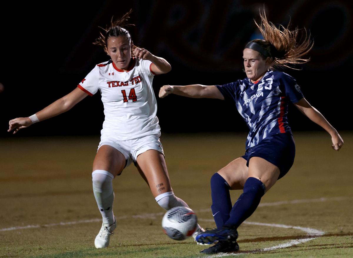 Photos: Arizona women's soccer comes from behind to grab a 1-1 tie with ...