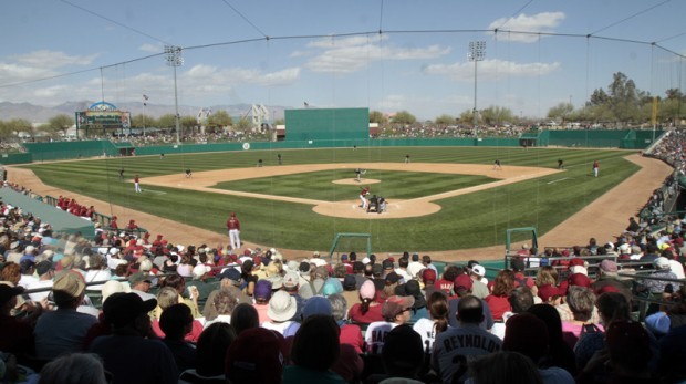 Spring training in Tucson: Dodgers, D-backs play to support Tucson fund