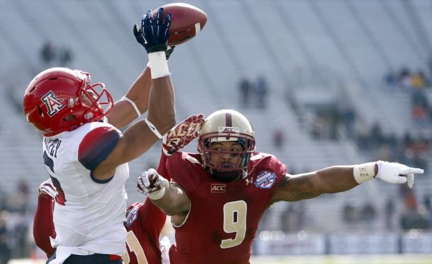 Griffey hauls in first two touchdowns in front of proud dad