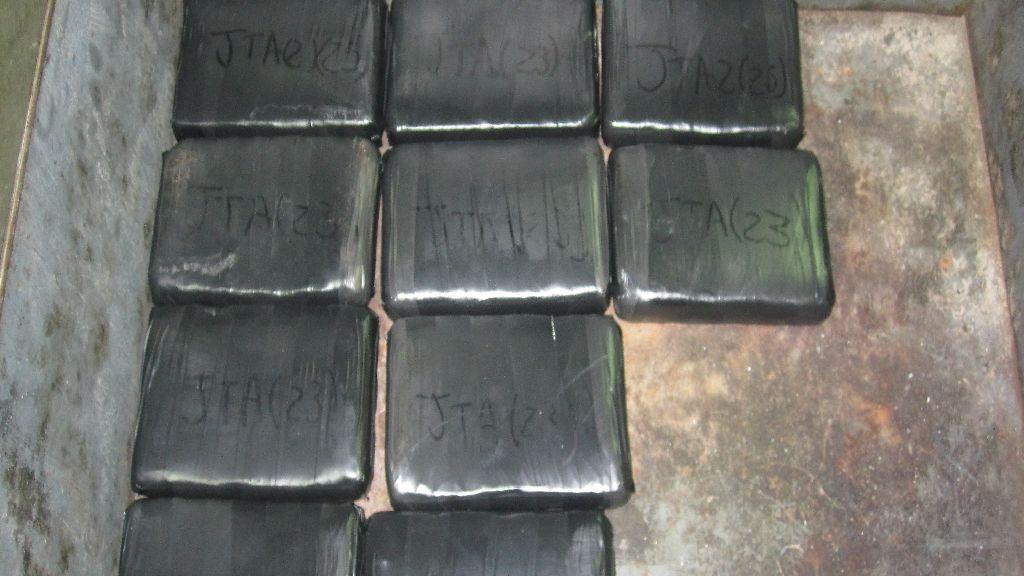 Tucson man detained; drugs seized at border