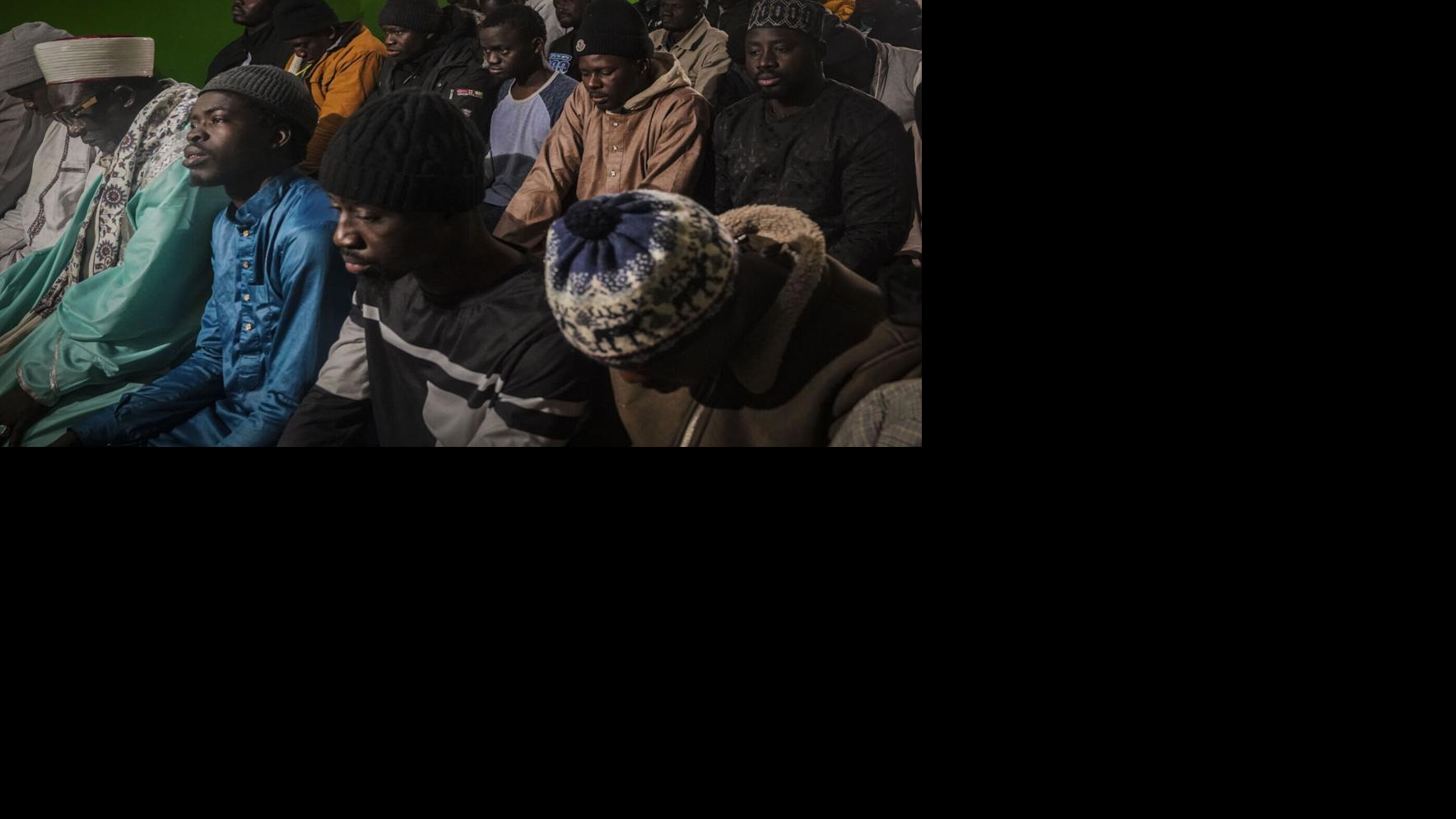 Mosques in NYC struggle to house and feed an influx of Muslim migrants ...