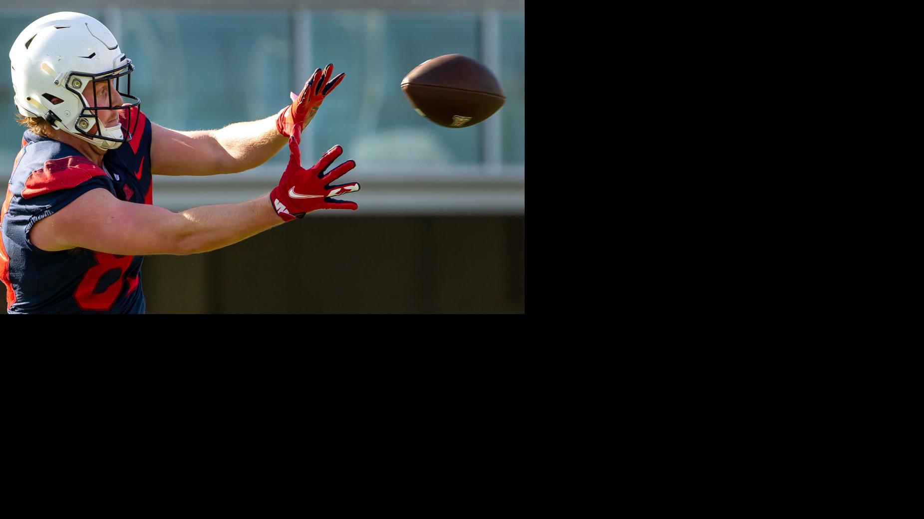 Arizona Wildcats tight end Colby Powers enters transfer portal