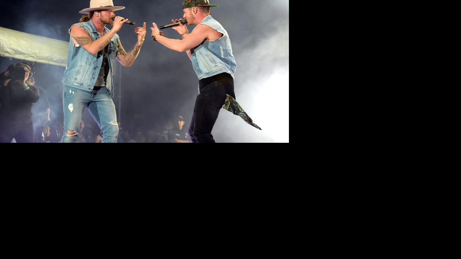 Blake Shelton, Morgan Wallen to headline '22 Country Thunder