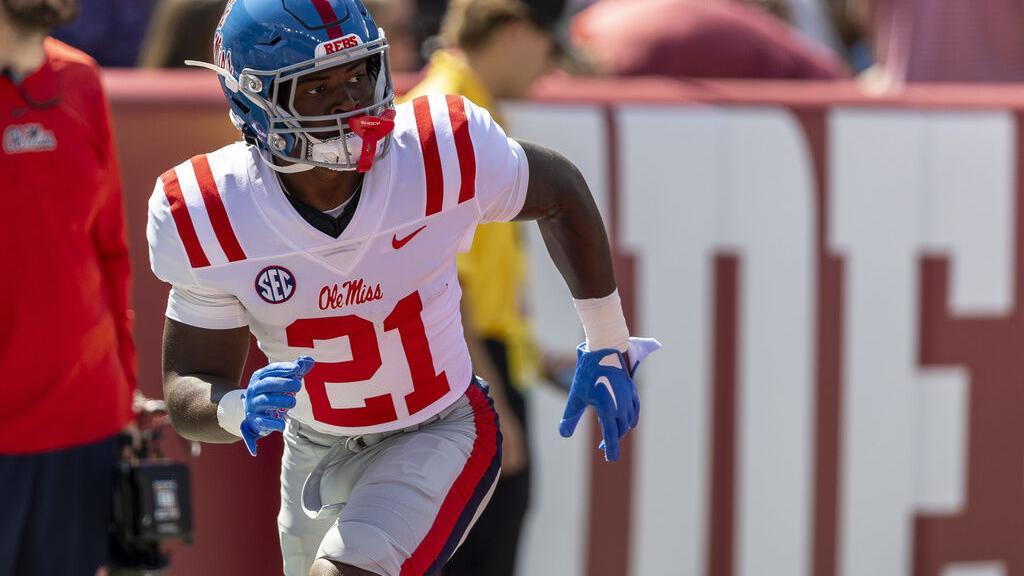Arizona Wildcats land former Ole Miss RB Kedrick Reescano in transfer ...