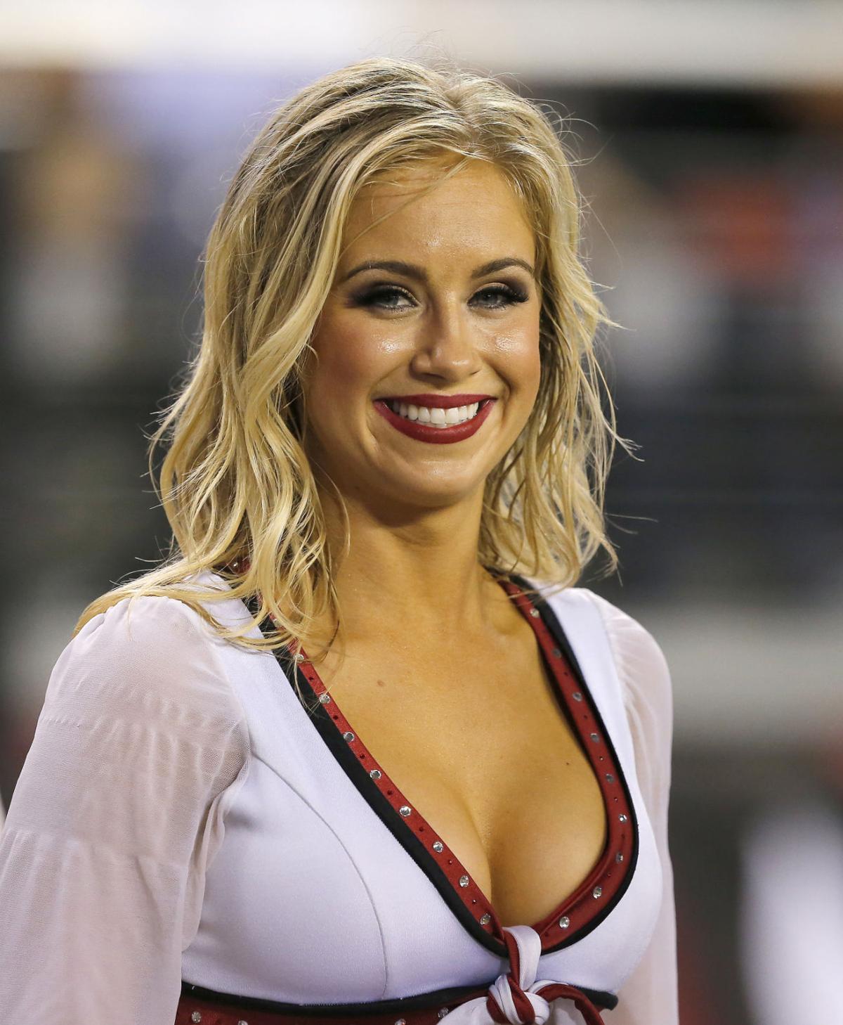 Photos Nfl Cheerleaders Entertainment