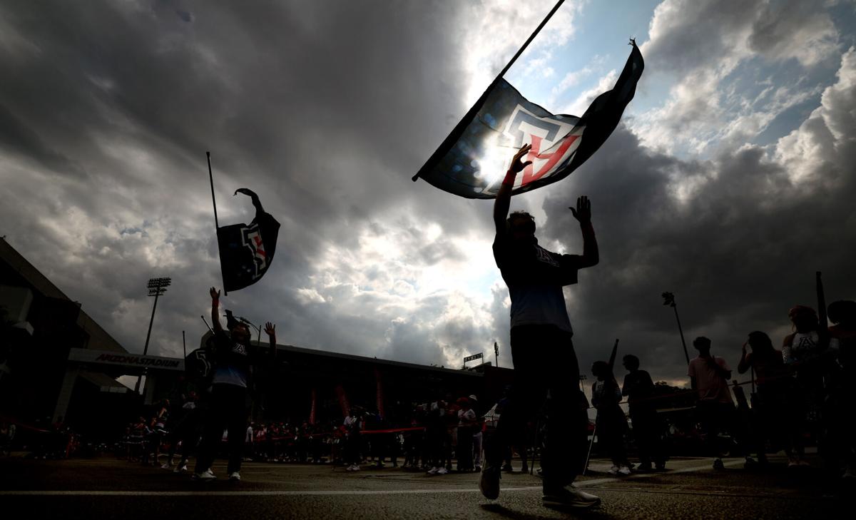Arizona-BYU resume play after hour-plus weather delay