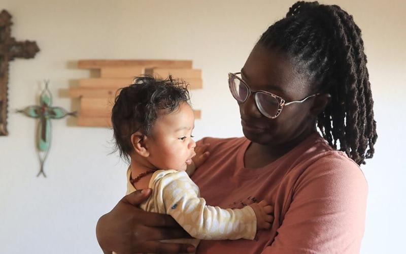 Arizona taking steps to combat maternal mortality, one doula at a time