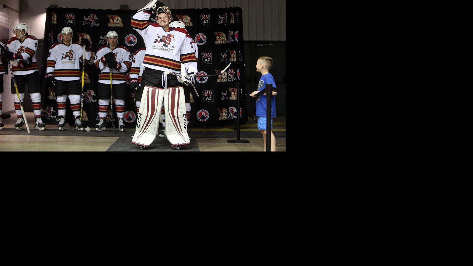 Hockey: Presents under the tree for Craig Cunningham, Tucson fans ...