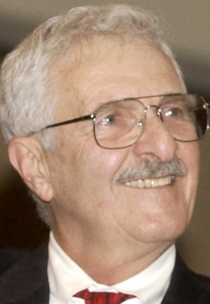 Cox's fee for cable TV boxes spurs suit