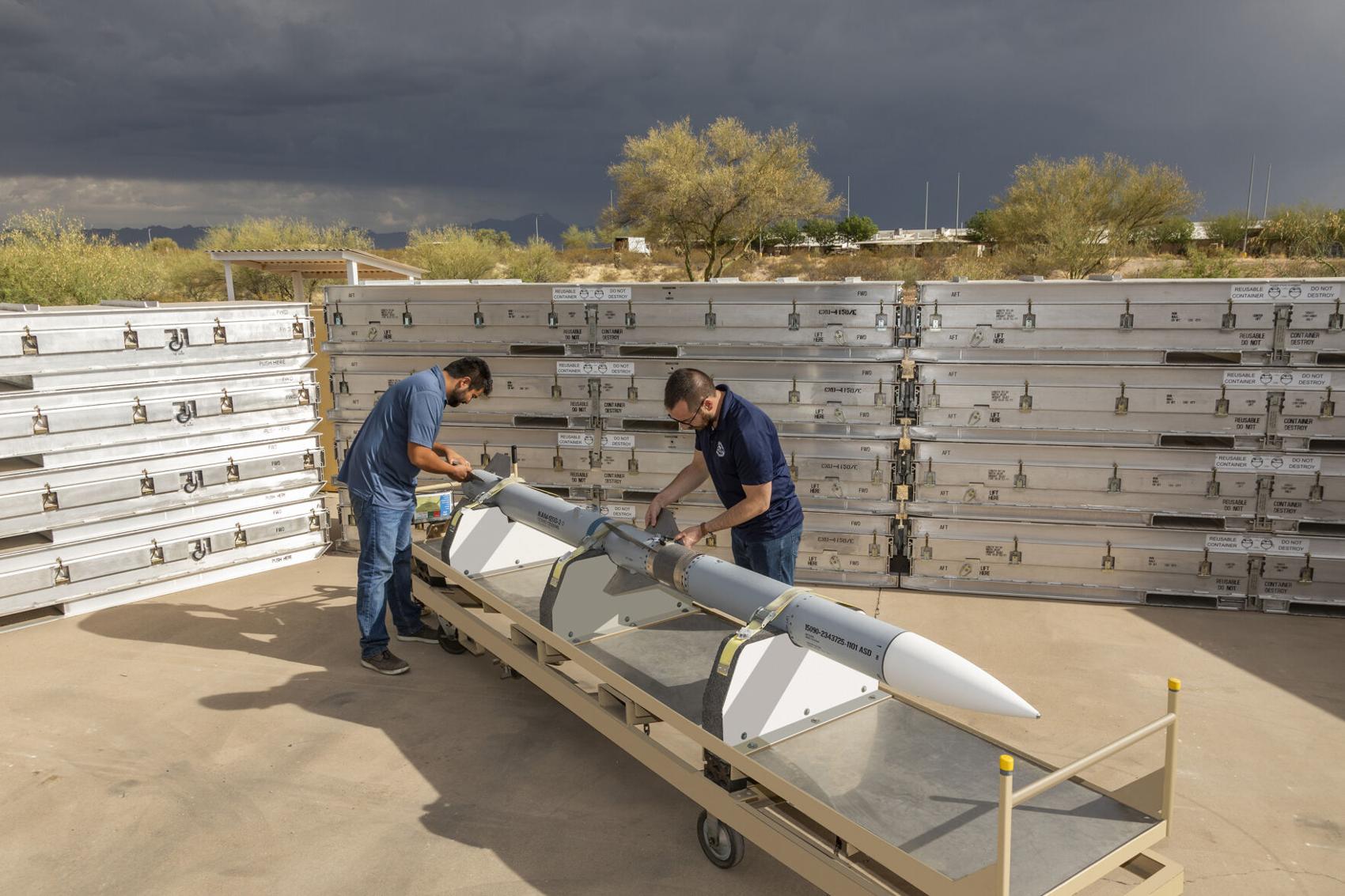 Raytheon in Tucson gets $1.2B to produce air-combat missile