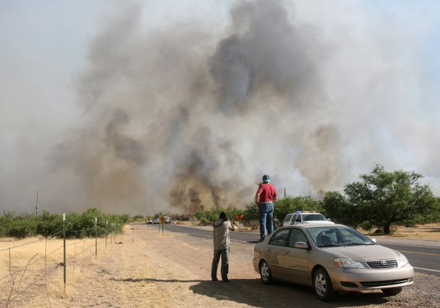 Photo gallery: June 19: Monument Fire | Wildfire | tucson.com
